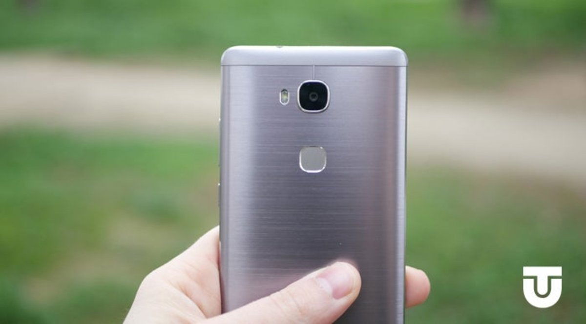 Los mejores móviles para regalarle a una madre