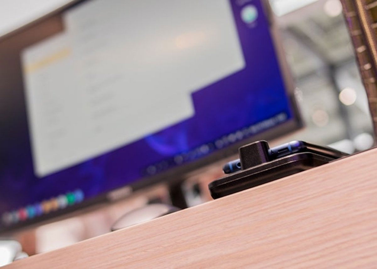 Samsung DeX Pad ya está disponible en España, ¡convierte tu Galaxy S9 ...