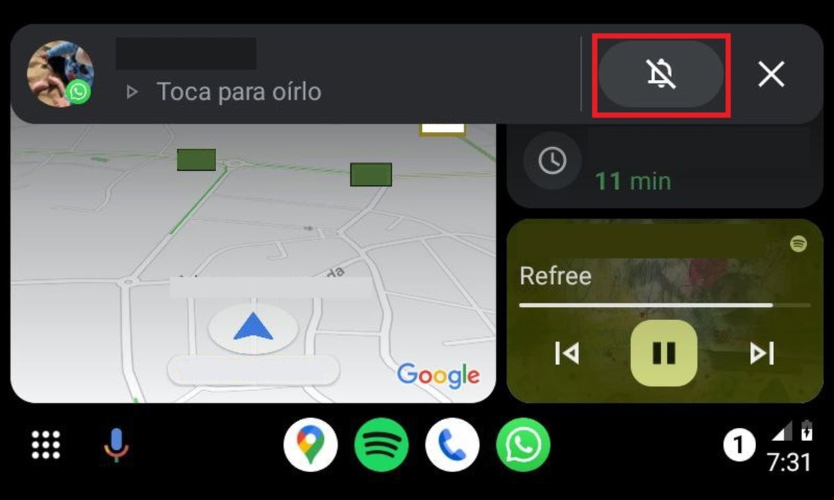 How to read and respond to WhatsApp while driving legally and safely